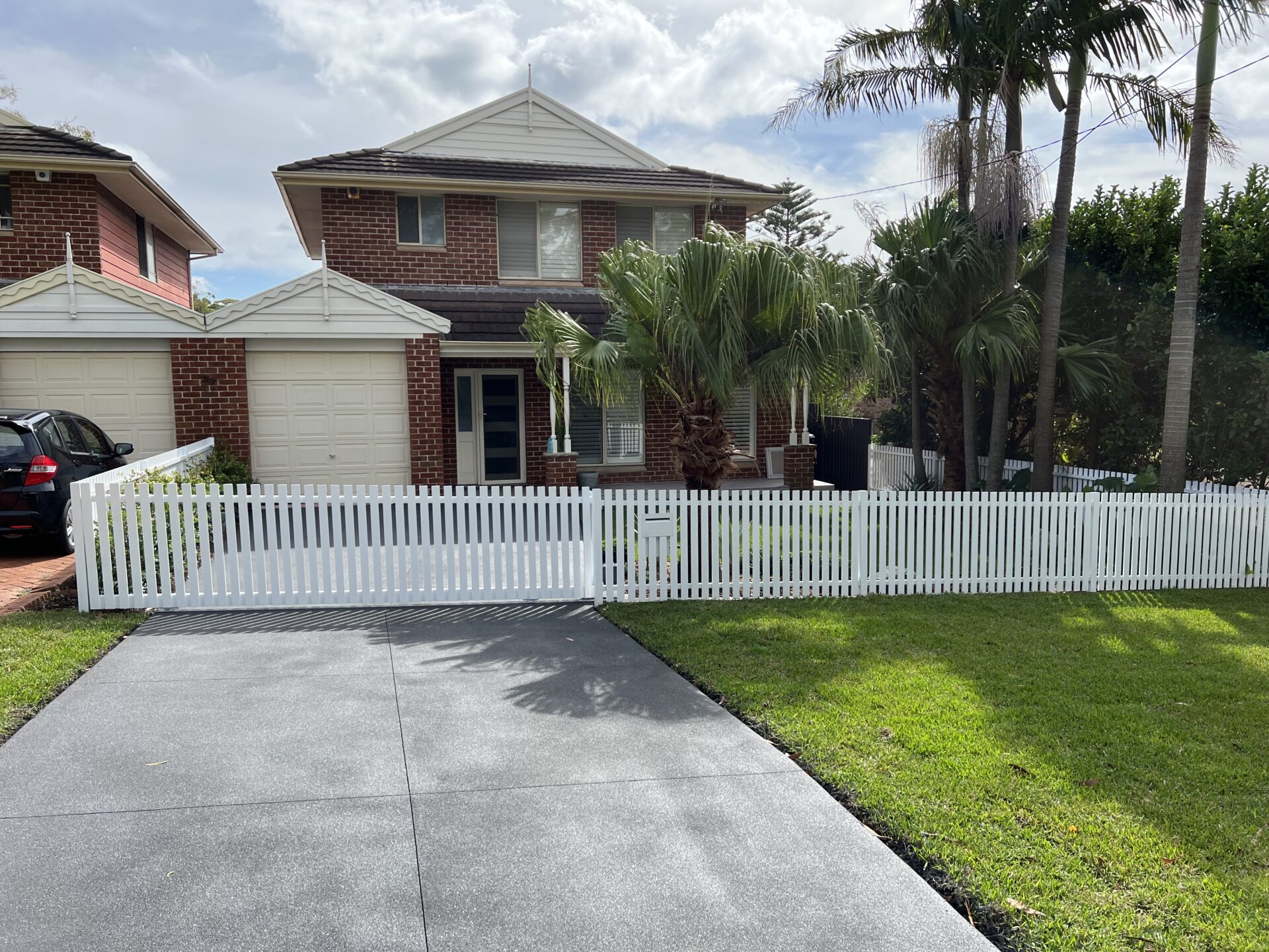 Pool Fencing & Balustrades In Eastern Suburbs | Sliding Gates